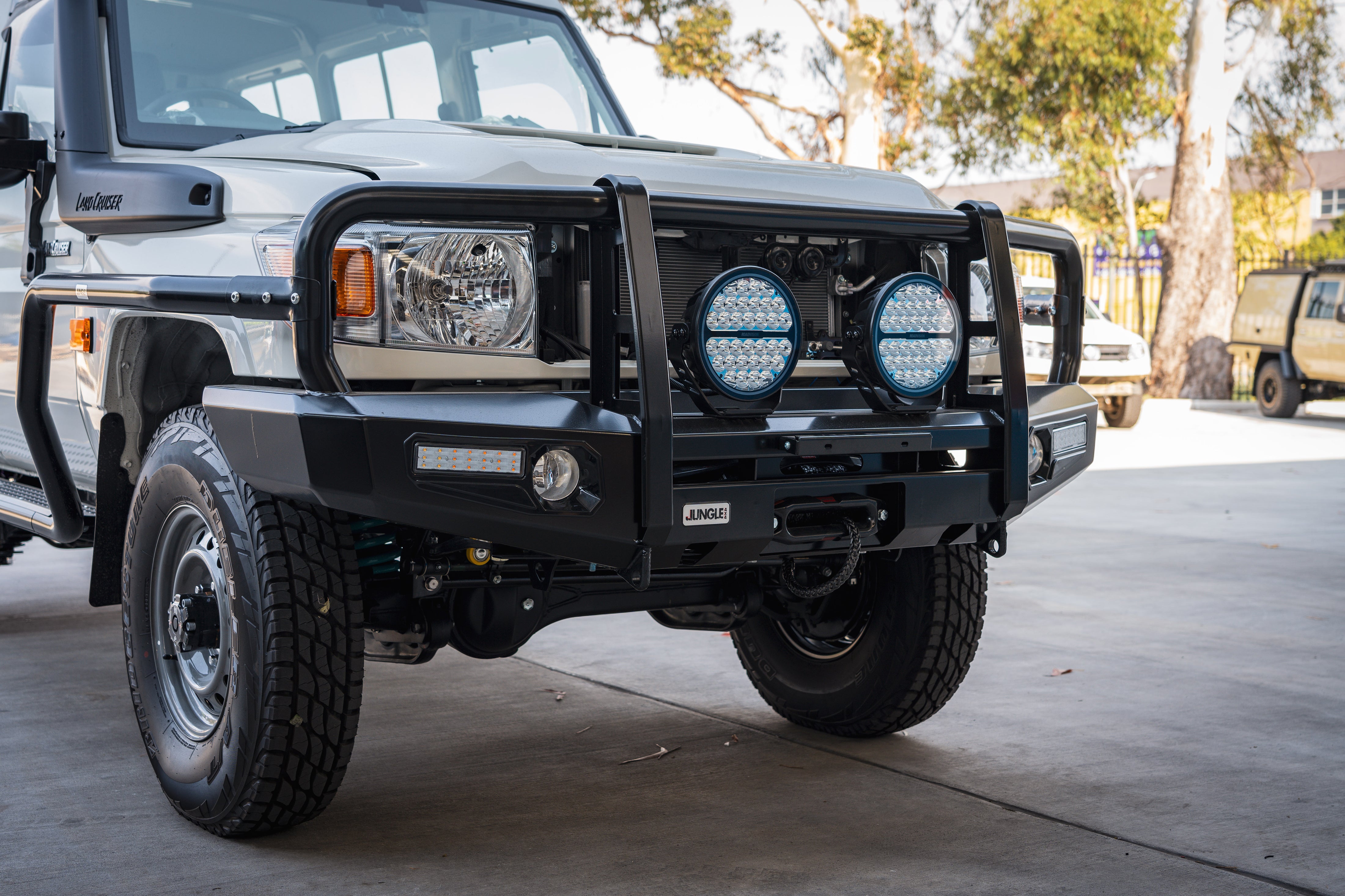 Toyota Landcruiser 79 Series Bullbar | Jungle 4x4